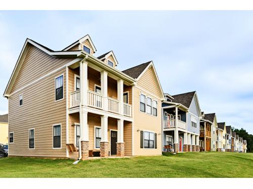 Cottage Row Pictures - LiveSomeWhere